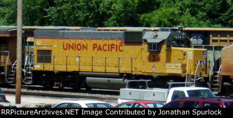 UPY 634, engineer's side view